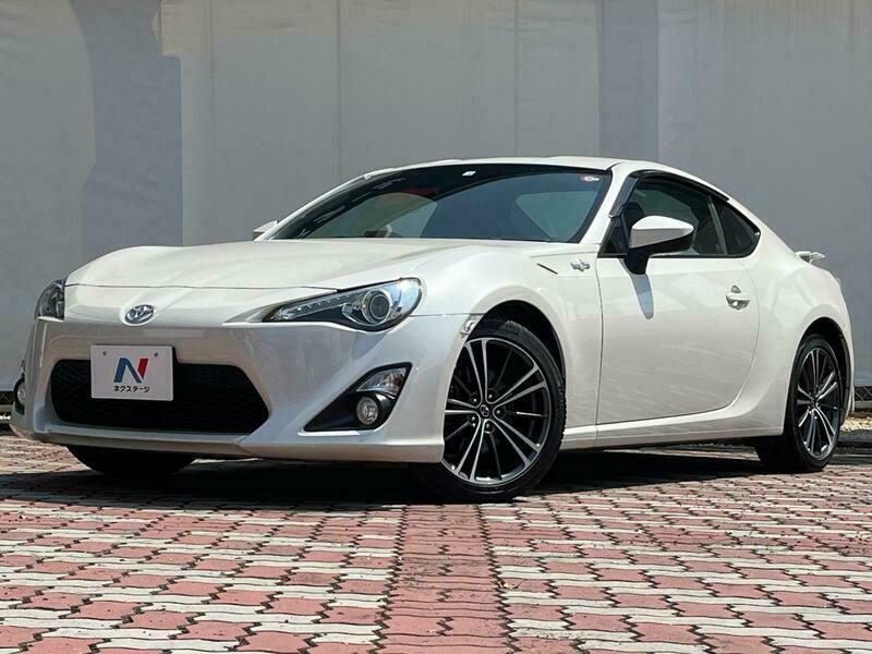 Used 2014 TOYOTA 86 ZN6 | SBI Motor Japan