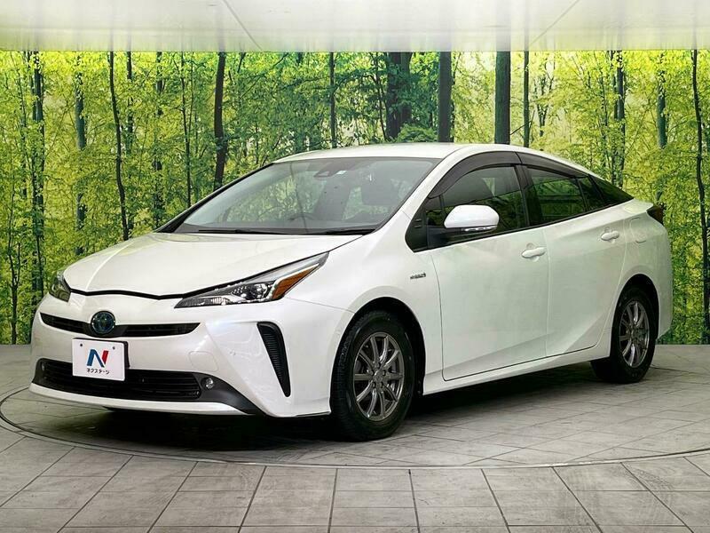Used 2019 TOYOTA PRIUS ZVW55 | SBI Motor Japan