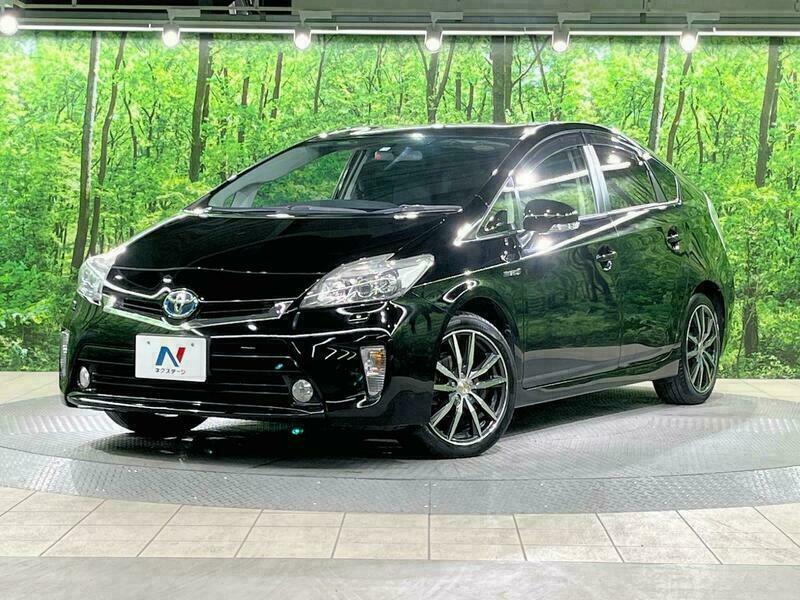 Used 2013 TOYOTA PRIUS ZVW30 | SBI Motor Japan