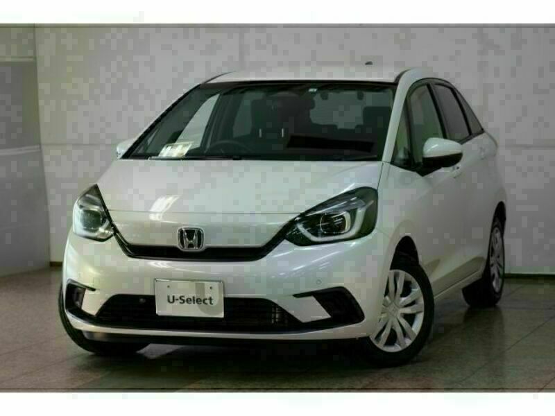 White Honda Fit 2022