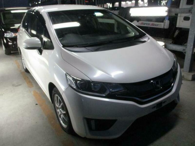 Used 2014 HONDA FIT DBA-GK5 | SBI Motor Japan