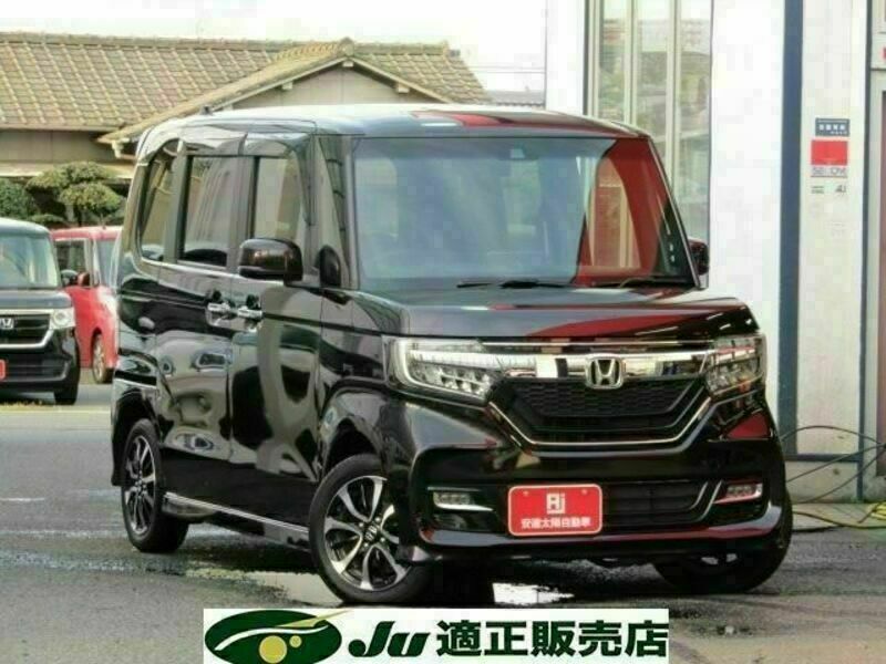 Used 2017 HONDA N BOX CUSTOM JF3 | SBI Motor Japan