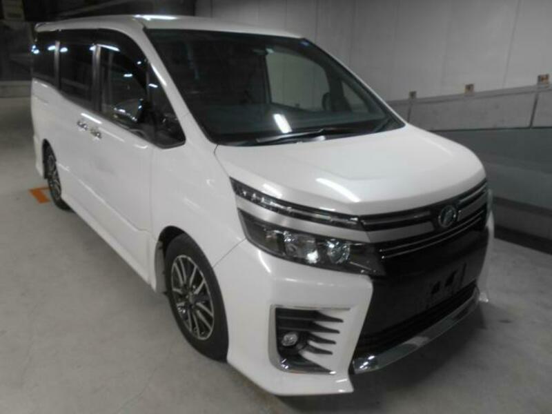 Used 2016 TOYOTA VOXY DBA-ZRR80W | SBI Motor Japan