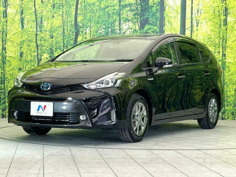 Used 2017 TOYOTA PRIUS ALPHA ZVW41W | SBI Motor Japan