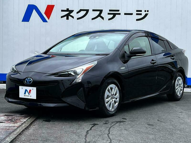 Used 2017 TOYOTA PRIUS ZVW50 | SBI Motor Japan