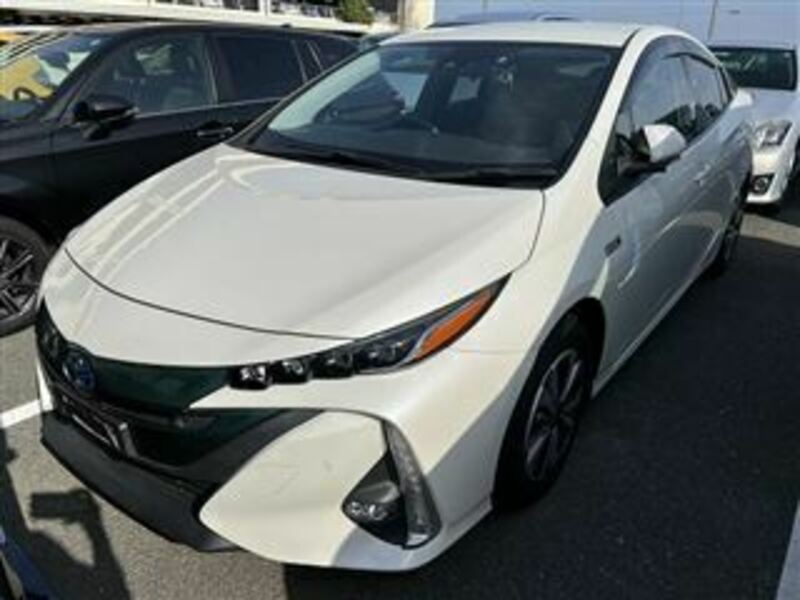 Used 2018 TOYOTA PRIUS PHV ZVW52 | SBI Motor Japan