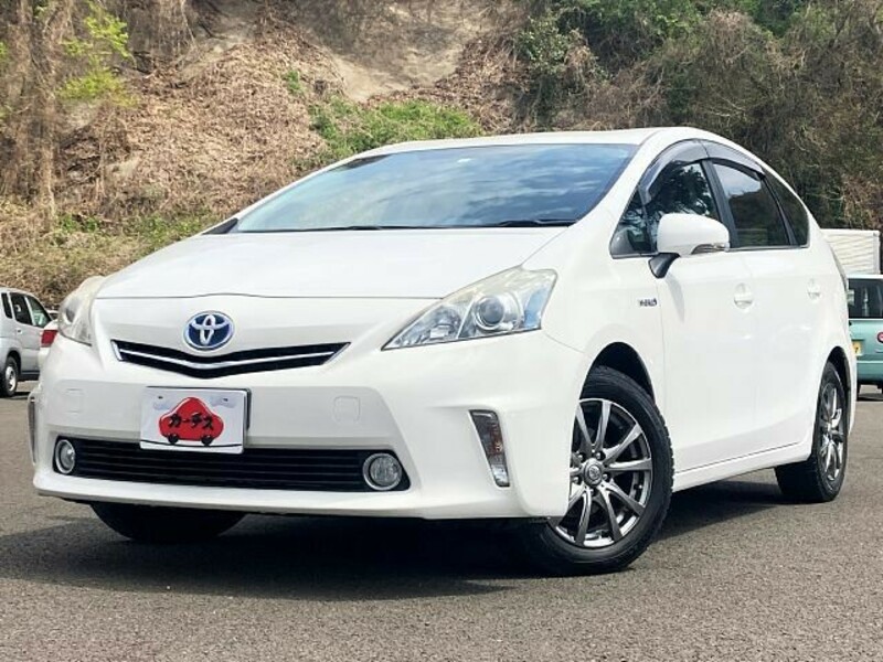 FORD PRIUS ALPHA Used Cars for Sale | SBI Motor Japan