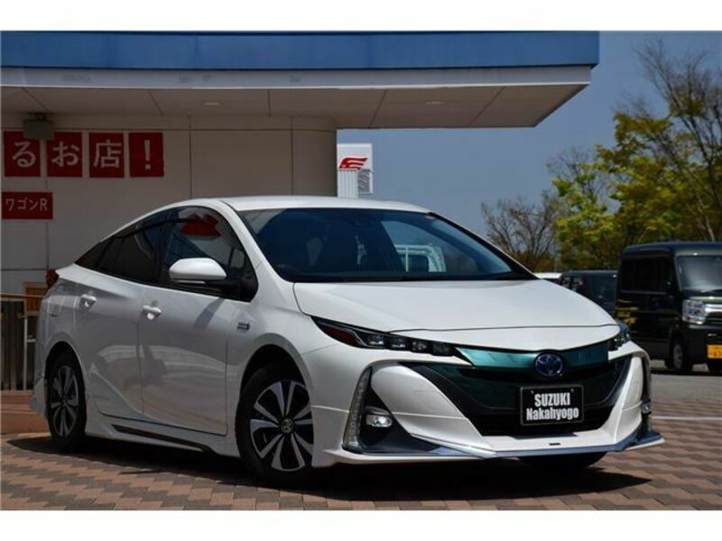 Used 2018 TOYOTA PRIUS PHV ZVW52 | SBI Motor Japan