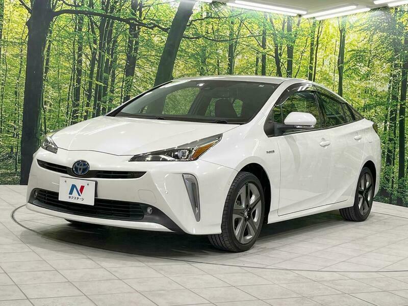Used 2019 TOYOTA PRIUS ZVW55 | SBI Motor Japan