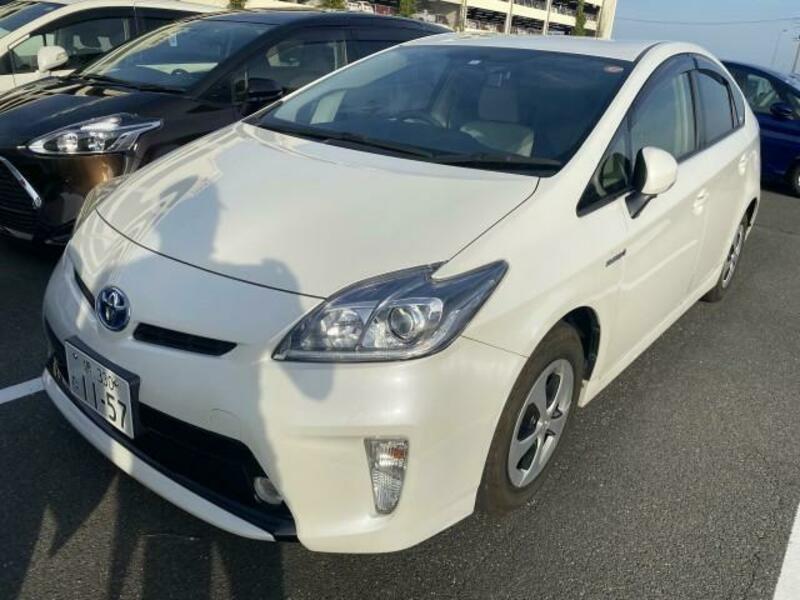 Used 2014 TOYOTA PRIUS DAA-ZVW30 | SBI Motor Japan