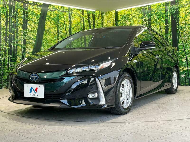 Used 2018 TOYOTA PRIUS PHV ZVW52 | SBI Motor Japan
