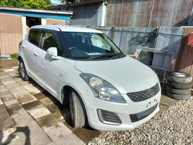 Used 2014 SUZUKI SWIFT ZC72S | SBI Motor Japan