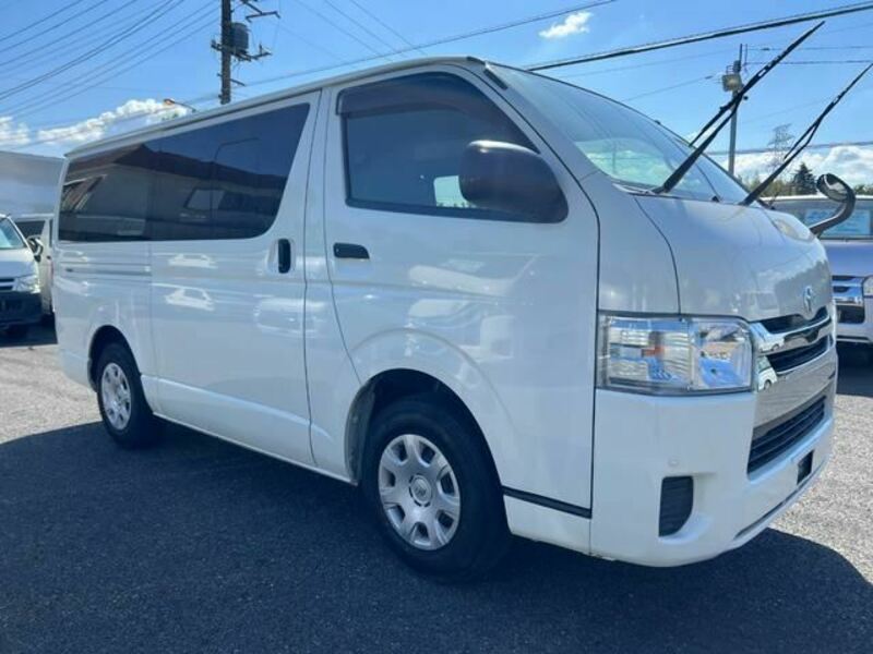 Used 2017 TOYOTA HIACE VAN TRH200V | SBI Motor Japan