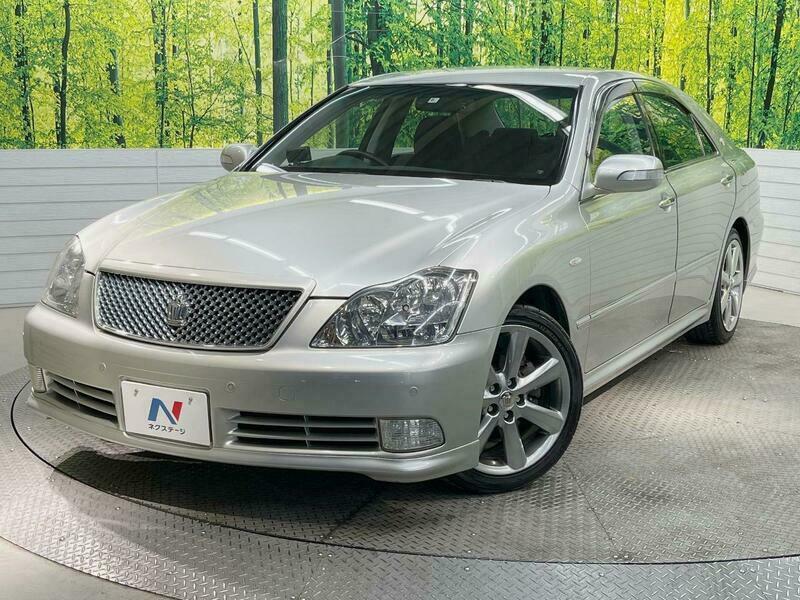 Used 2004 TOYOTA CROWN GRS182 | SBI Motor Japan