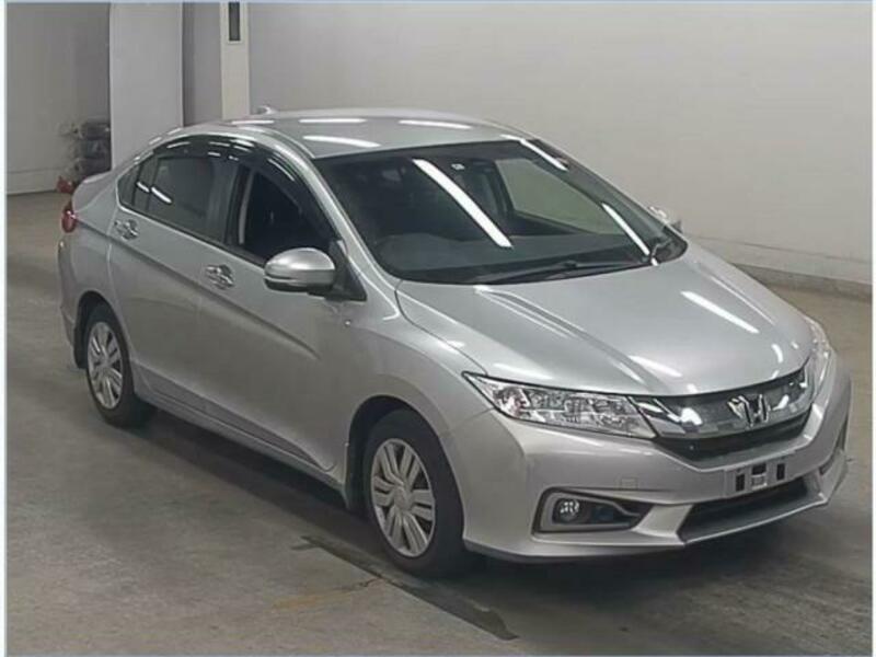 Used 2016 HONDA GRACE DBA-GM6 | SBI Motor Japan