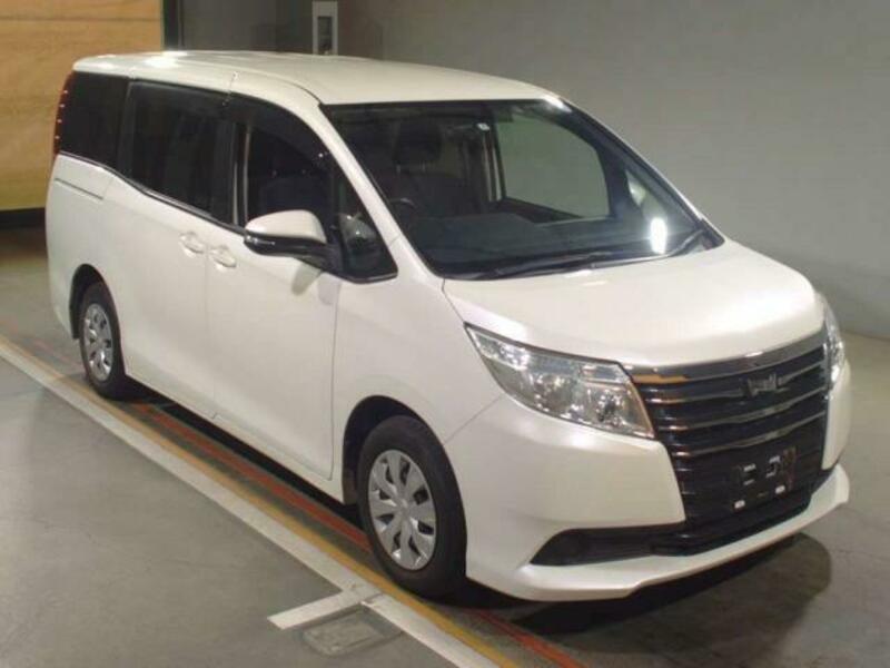 Used 2015 TOYOTA NOAH DBA-ZRR80G | SBI Motor Japan
