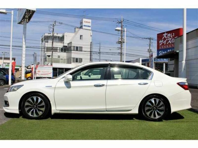 Used 2013 HONDA ACCORD HYBRID CR6 | SBI Motor Japan