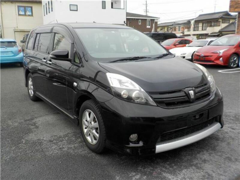 Used 2014 TOYOTA ISIS ZGM10W | SBI Motor Japan
