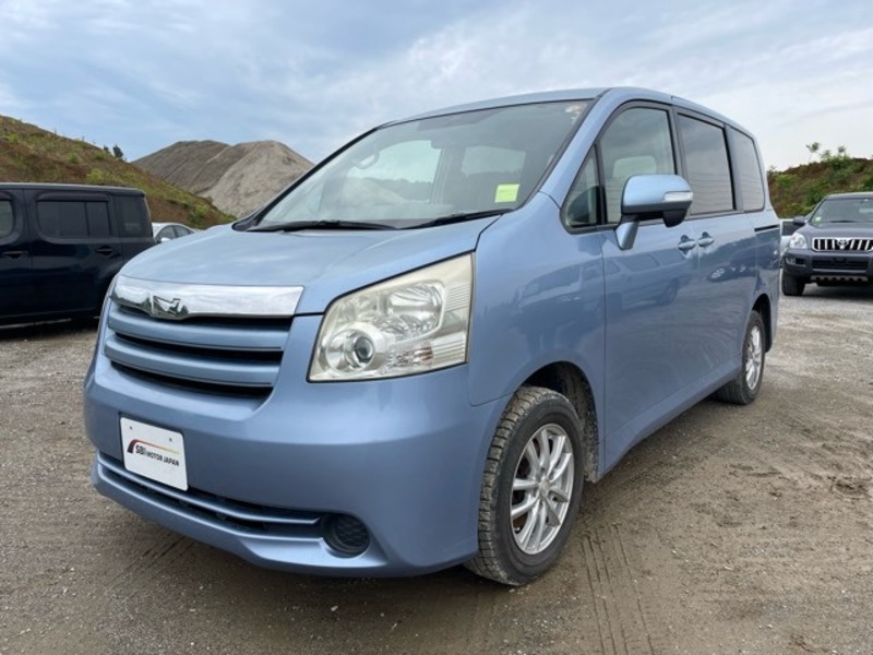 Used 2008 TOYOTA NOAH DBA-ZRR70G | SBI Motor Japan