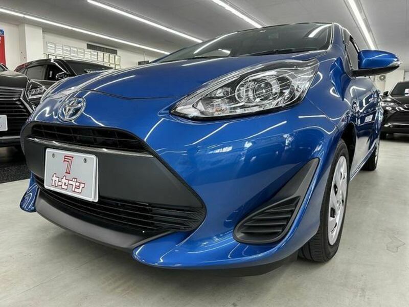 Used 2017 TOYOTA AQUA NHP10 | SBI Motor Japan