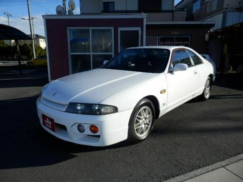 Used 1998 NISSAN SKYLINE HR33 | SBI Motor Japan
