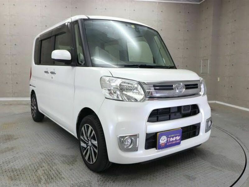 Used 2015 DAIHATSU TANTO LA600S | SBI Motor Japan