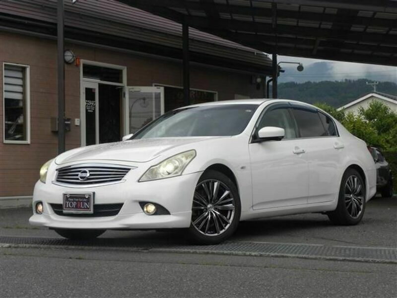 Used 2010 NISSAN SKYLINE V36 | SBI Motor Japan