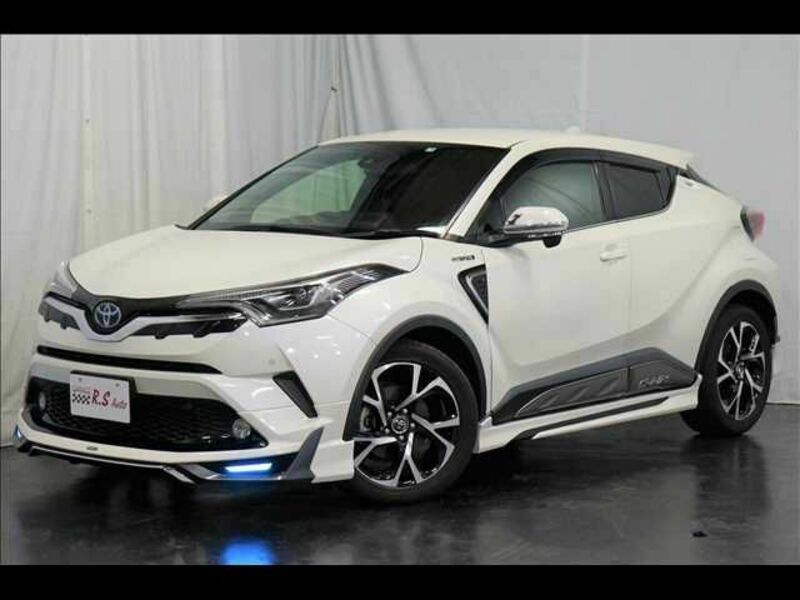Used 2017 TOYOTA C-HR ZYX10 | SBI Motor Japan