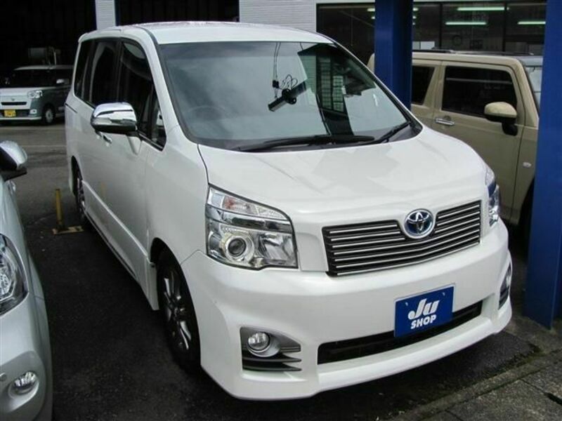 Used 2013 TOYOTA VOXY ZRR70W | SBI Motor Japan