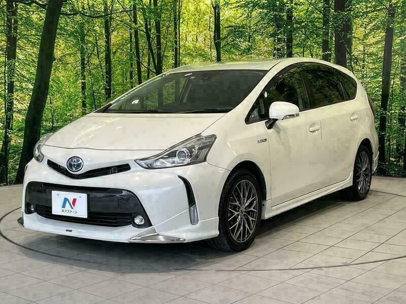 Used 2015 TOYOTA PRIUS ALPHA ZVW41W | SBI Motor Japan