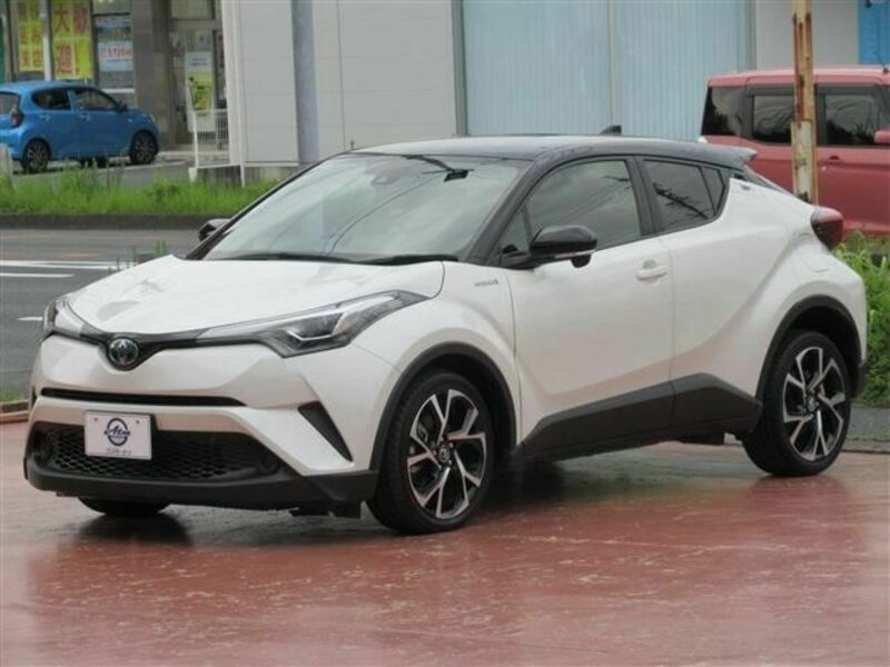 Used 2018 TOYOTA C-HR ZYX10 | SBI Motor Japan
