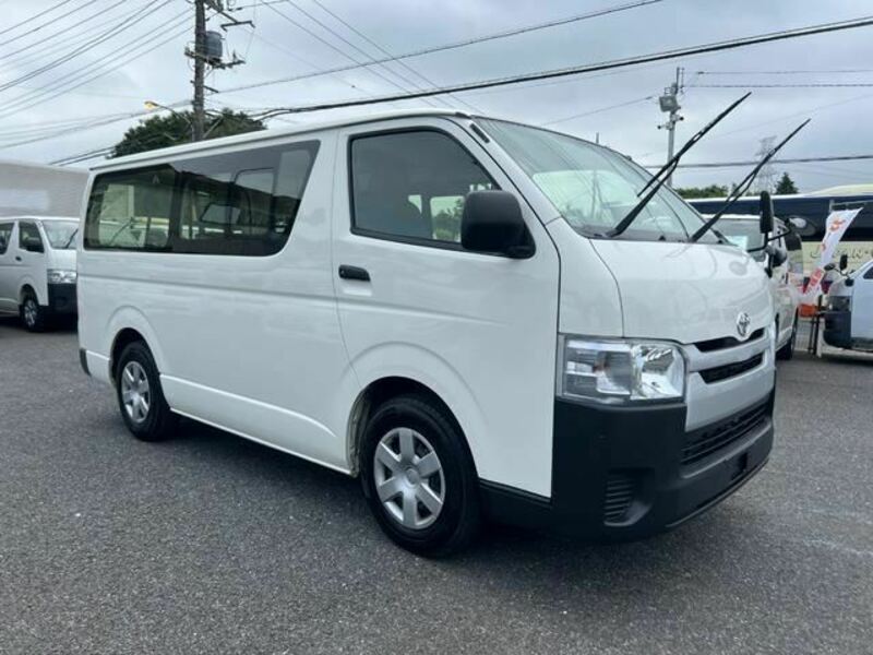 Used 2017 TOYOTA HIACE VAN TRH200V | SBI Motor Japan