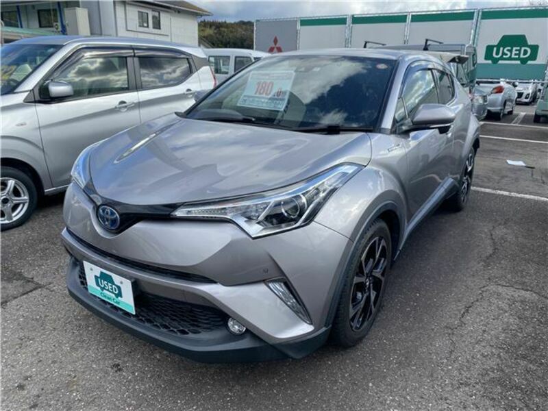 Used 2017 TOYOTA C-HR ZYX10 | SBI Motor Japan