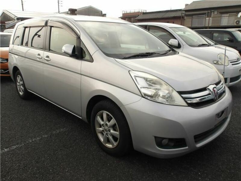 Used 2012 TOYOTA ISIS ZGM10G | SBI Motor Japan