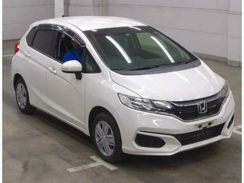 Used 2017 HONDA FIT DBA-GK4 | SBI Motor Japan