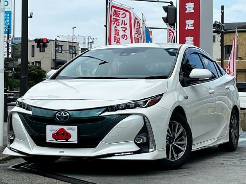 Used 2017 TOYOTA PRIUS PHV ZVW52 | SBI Motor Japan