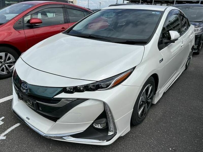 Used 2017 TOYOTA PRIUS PHV ZVW52 | SBI Motor Japan