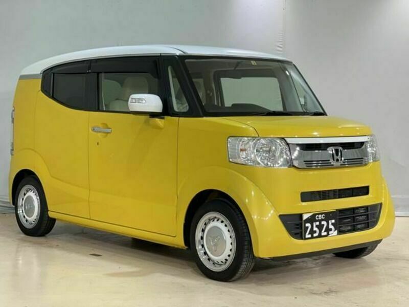 Used 2017 HONDA N BOX SLASH JF1 | SBI Motor Japan