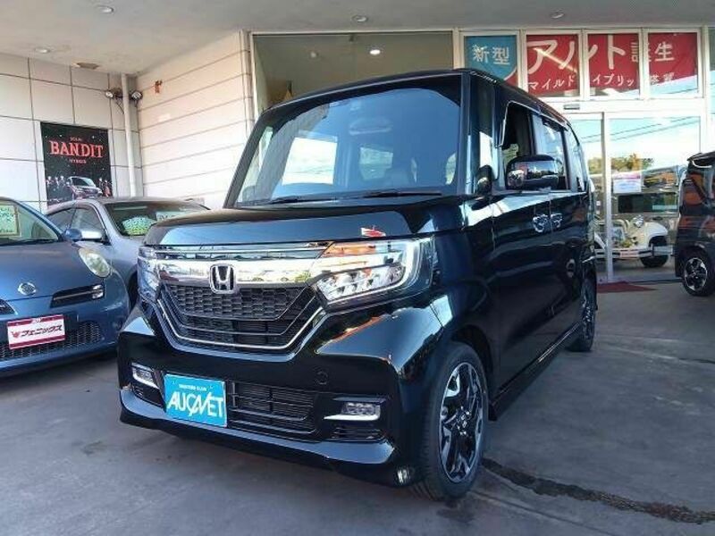 Used 2020 HONDA N BOX CUSTOM JF3 | SBI Motor Japan