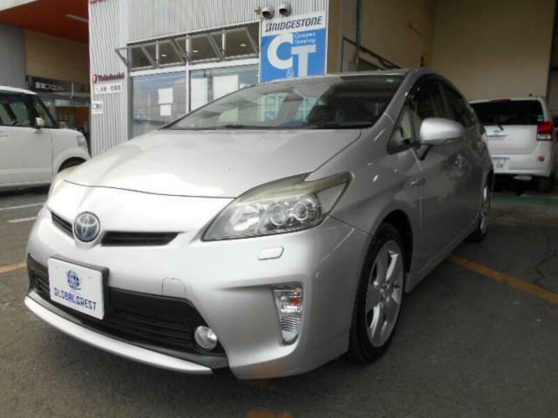 Used 2013 TOYOTA PRIUS DAA-ZVW30 | SBI Motor Japan