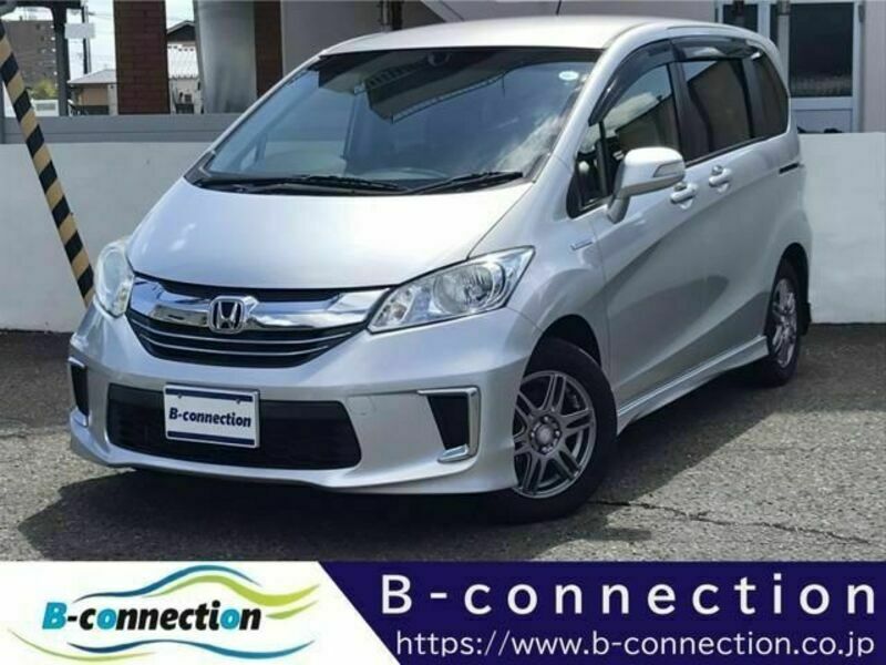 Used 2015 HONDA FREED HYBRID GP3 | SBI Motor Japan