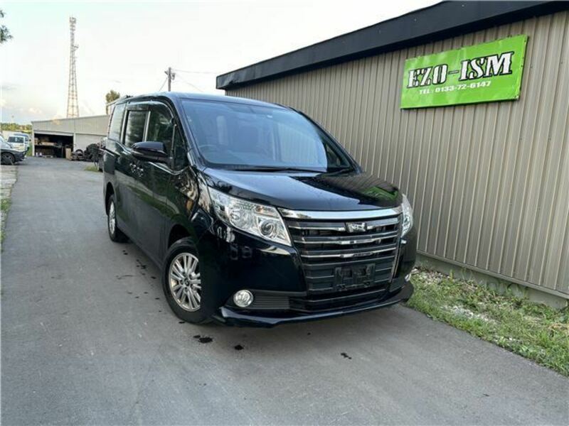 Used 2015 TOYOTA NOAH ZRR85G | SBI Motor Japan