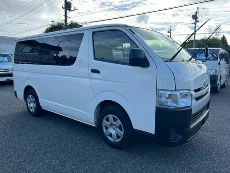 Used 2017 TOYOTA HIACE VAN TRH200V | SBI Motor Japan