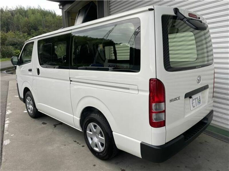 Used 2022 TOYOTA HIACE TRH200V | SBI Motor Japan
