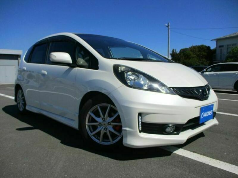Used 2011 HONDA FIT GE8 | SBI Motor Japan