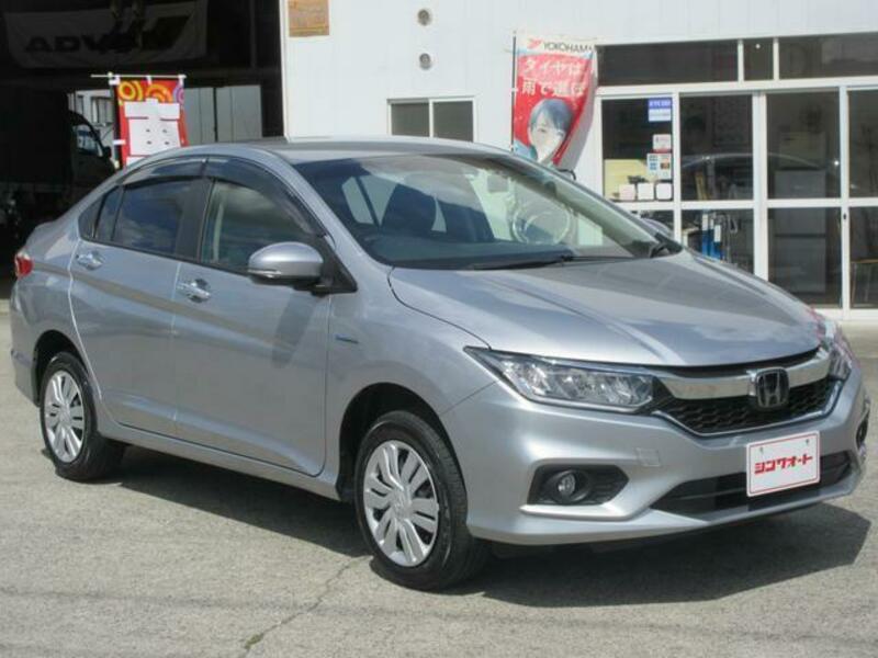 Used 2018 HONDA GRACE GM5 | SBI Motor Japan