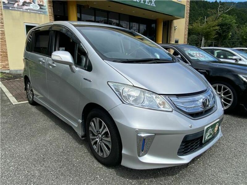 Used 2011 HONDA FREED GP3 | SBI Motor Japan