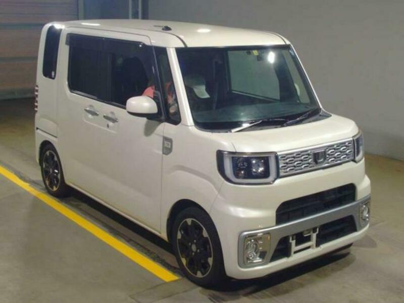 Used 2015 DAIHATSU WAKE DBA-LA700S | SBI Motor Japan