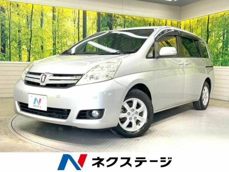 Used 2012 TOYOTA ISIS ZGM11G | SBI Motor Japan