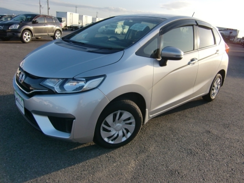 Used 2014 HONDA FIT DBA-GK3 | SBI Motor Japan